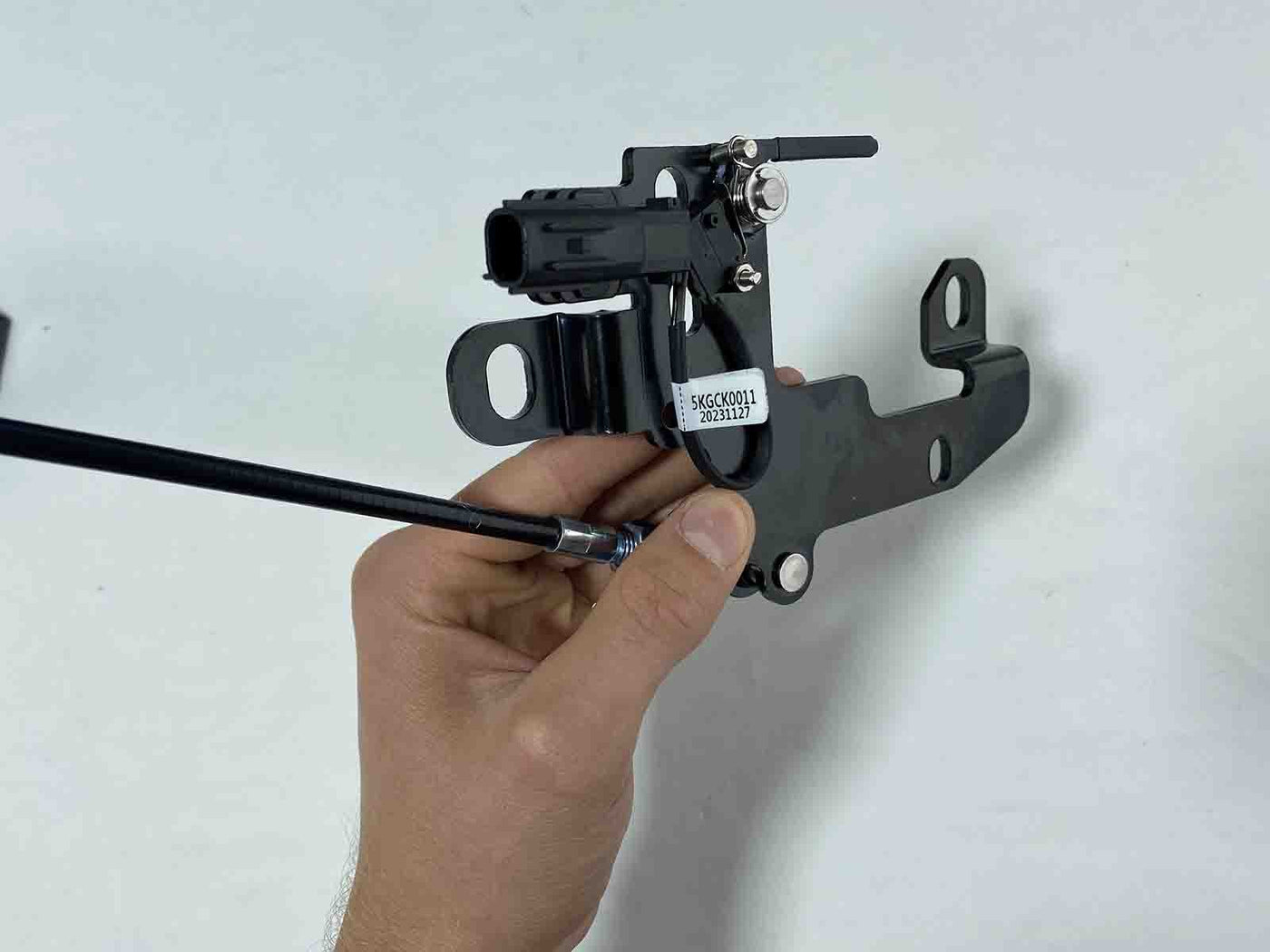 Model Y:Power Frunk, Electric Frunk